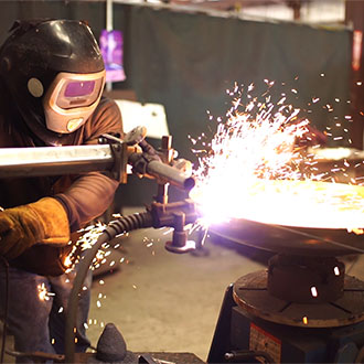 The Benefits of a Vapor Blasting Machine for Coating Removal