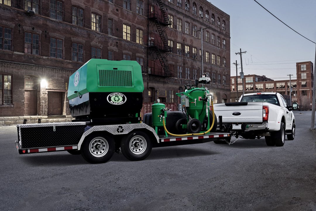 Sandblasting vs. Wet Blasting