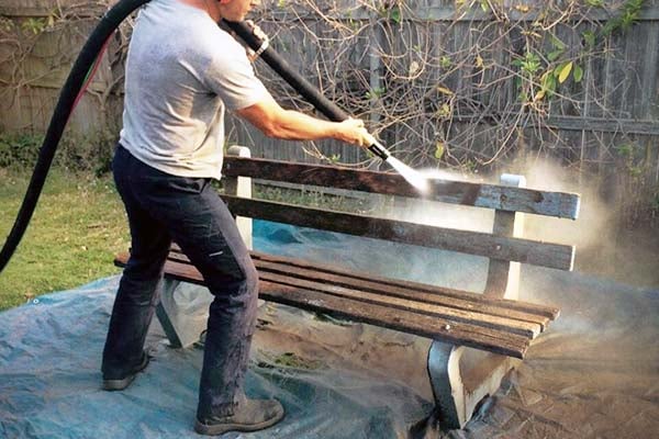 Dustless Blasting for Wood Restoration