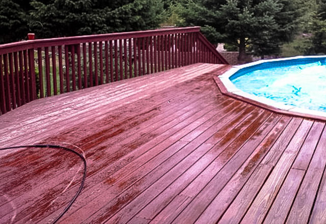 Dustless Blasting for Wood Restoration